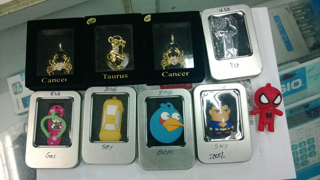 Zodiac signs USB thumbdrives