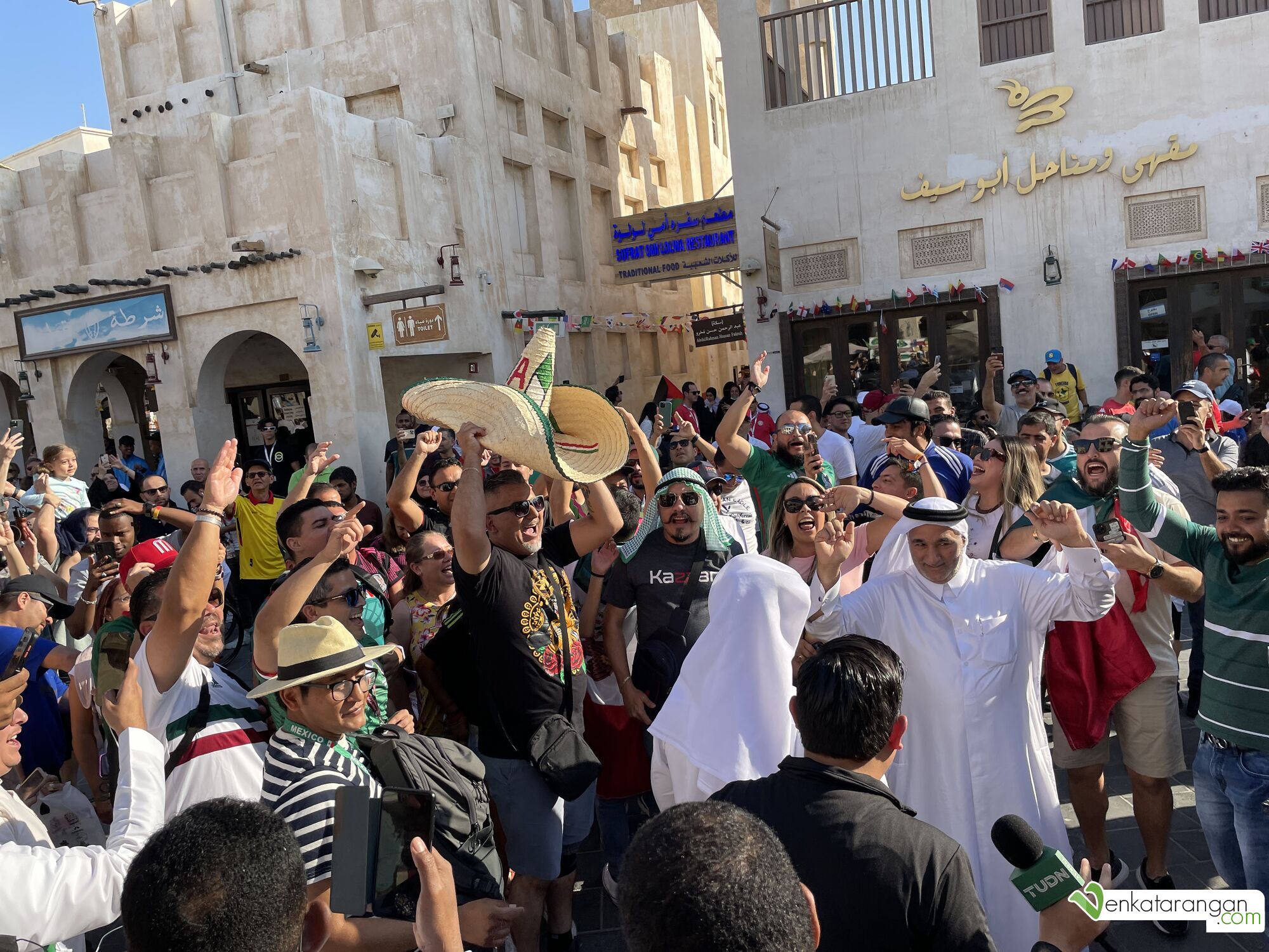 A walk through Souq Waqif, the traditional market of Doha