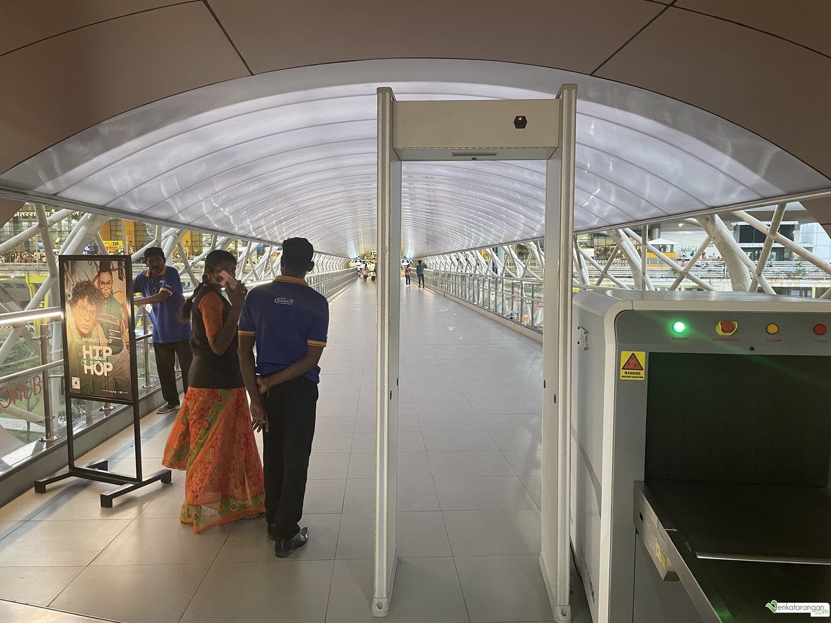 Chennai Airport's Food Scene: From Sparse to Serviceable